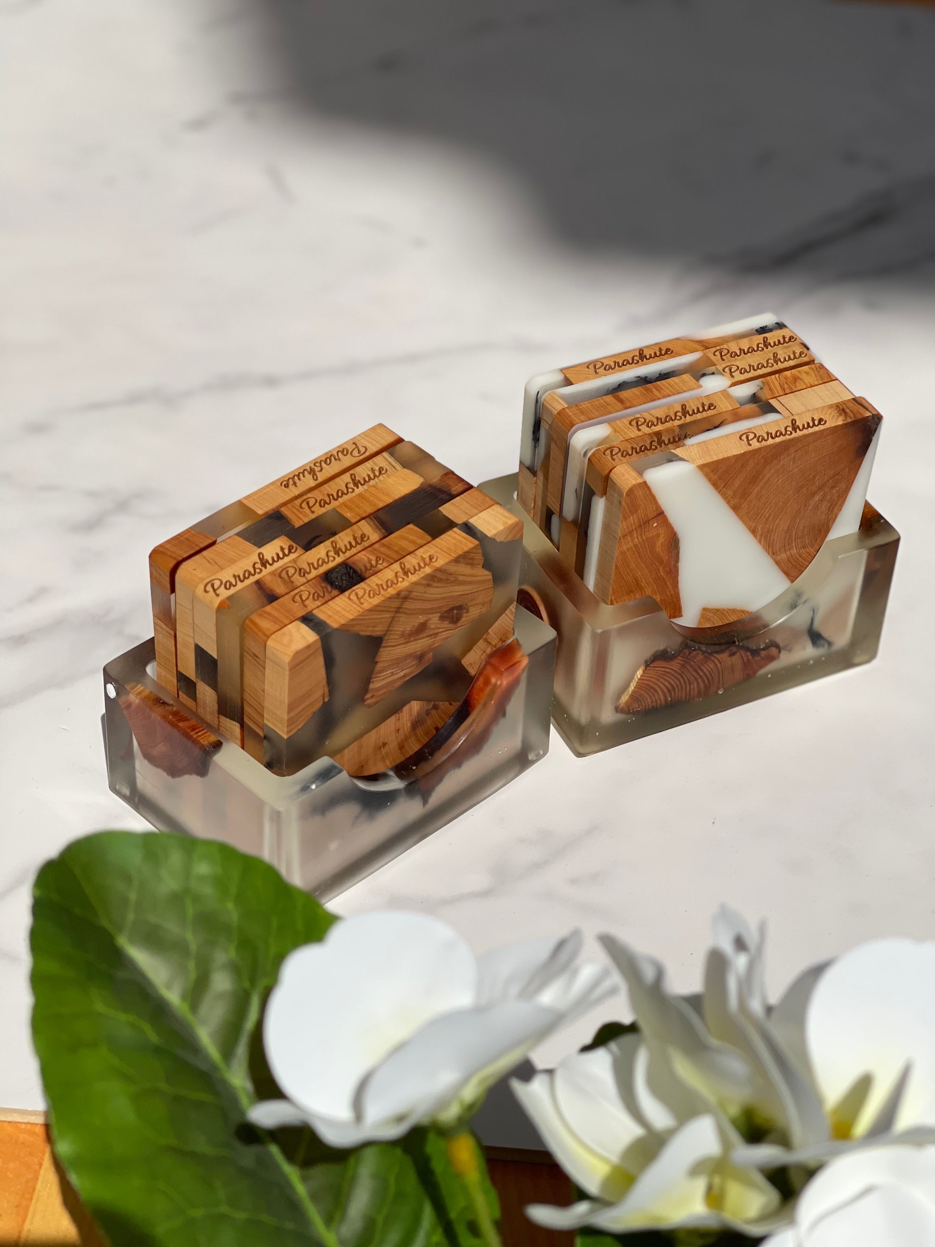 wood and resin Coasters white and transparent , square and circled, Se ...