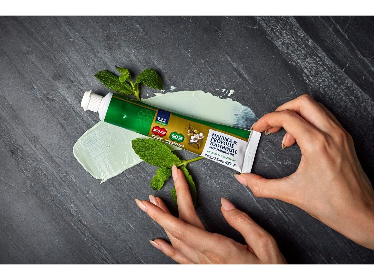 Manuka Honey & Propolis Toothpaste | Mānuka Health – Parashute